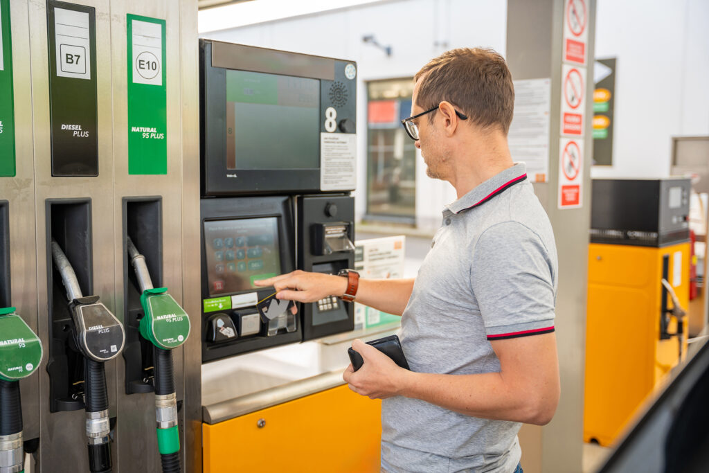 LED Electronic Fuel Price Signs Are The Smart Choice for Gas Station ...